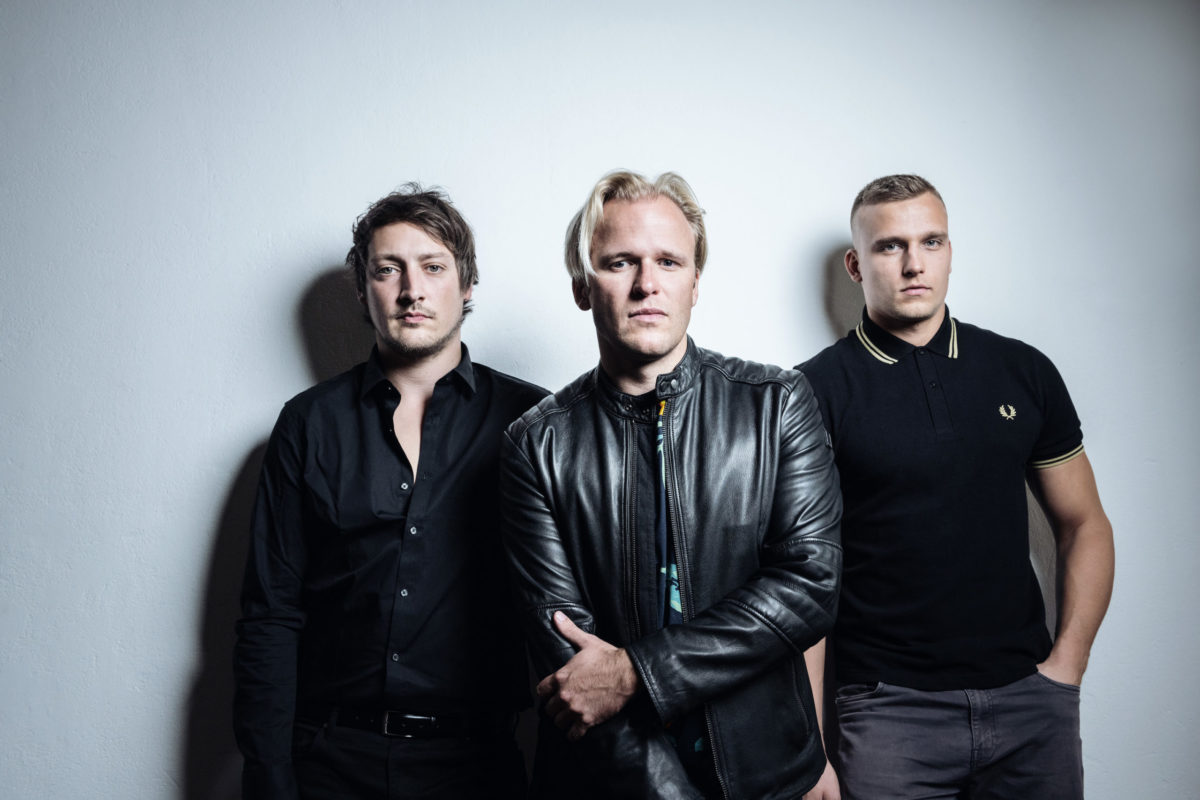 MusikBlog - Adam Tan - Famous Fifteen Minutes - Neues Video